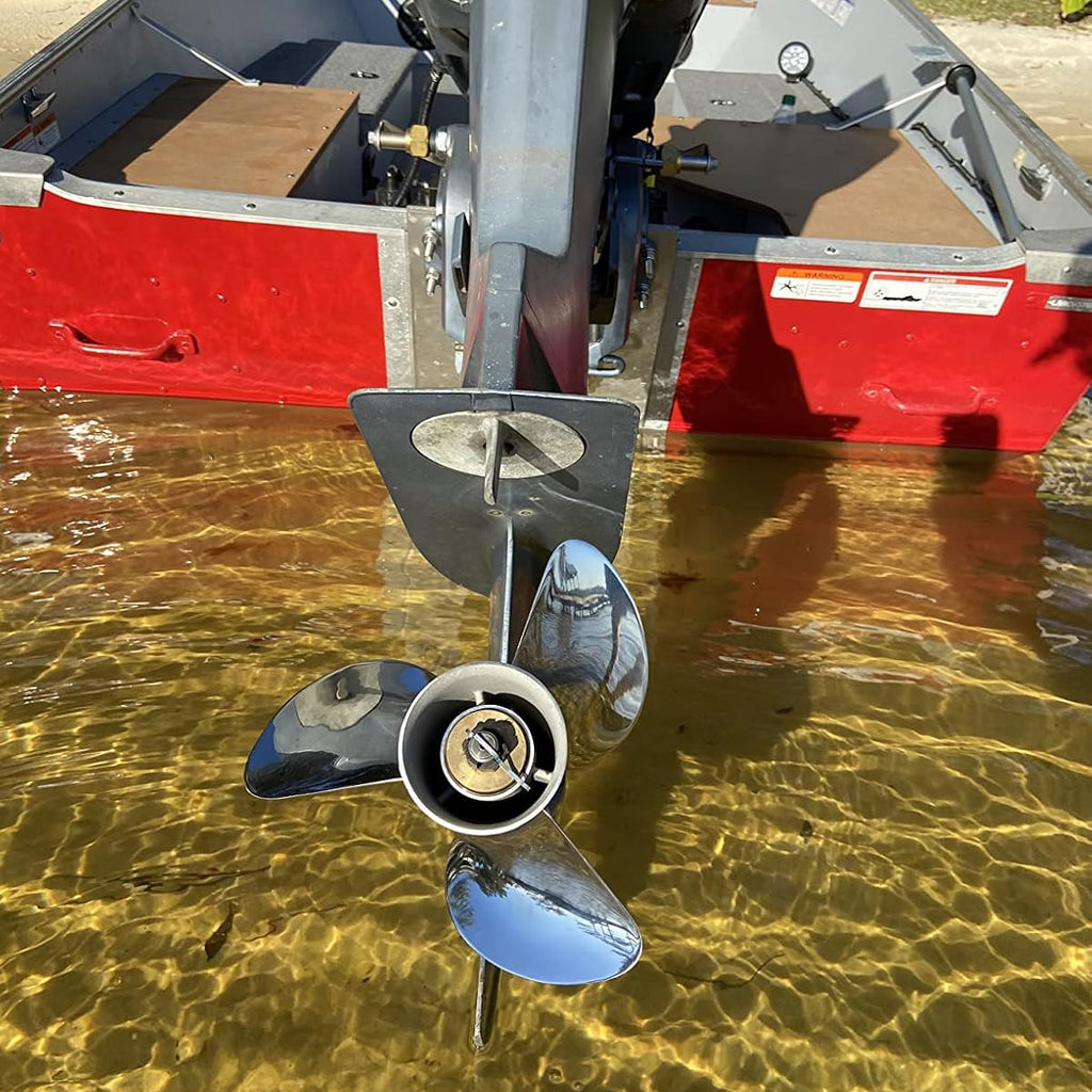 How Far Under the Boat Should the Propeller Reach? – VIF Propeller